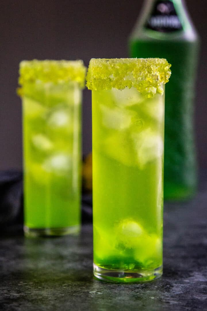 The Best Modern Midori Sour Recipe - dinnercult.com