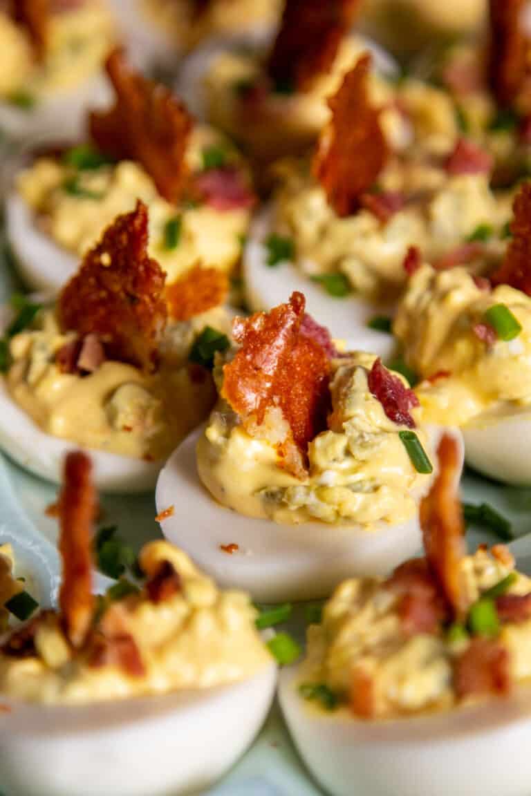How To Make Deviled Eggs: Jalapeño Popper Deviled Eggs - dinnercult.com
