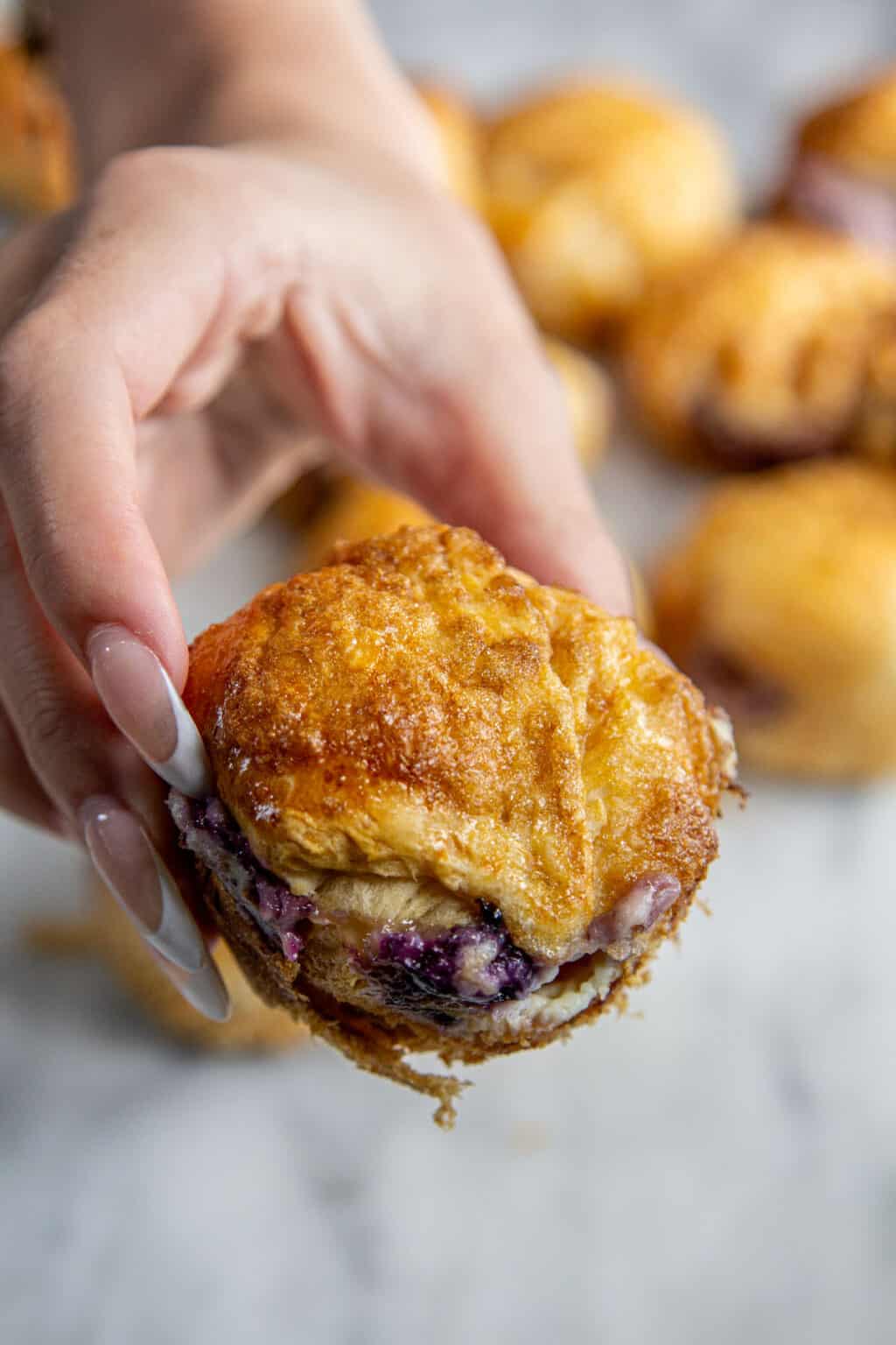 An Easy Two-bite Dessert: Lemon Cheesecake With Blueberries ...